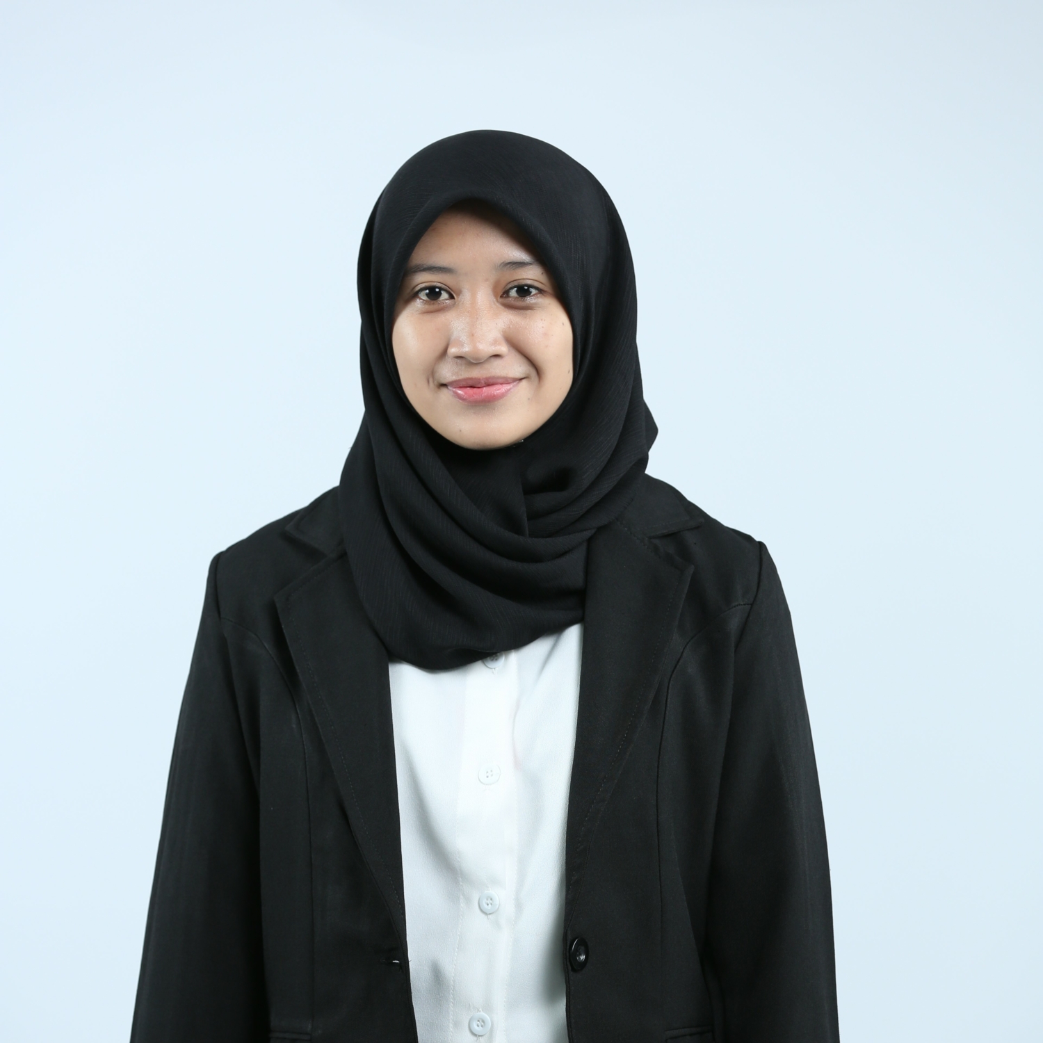 Profil Laboran - Fakultas Ekonomi dan Bisnis